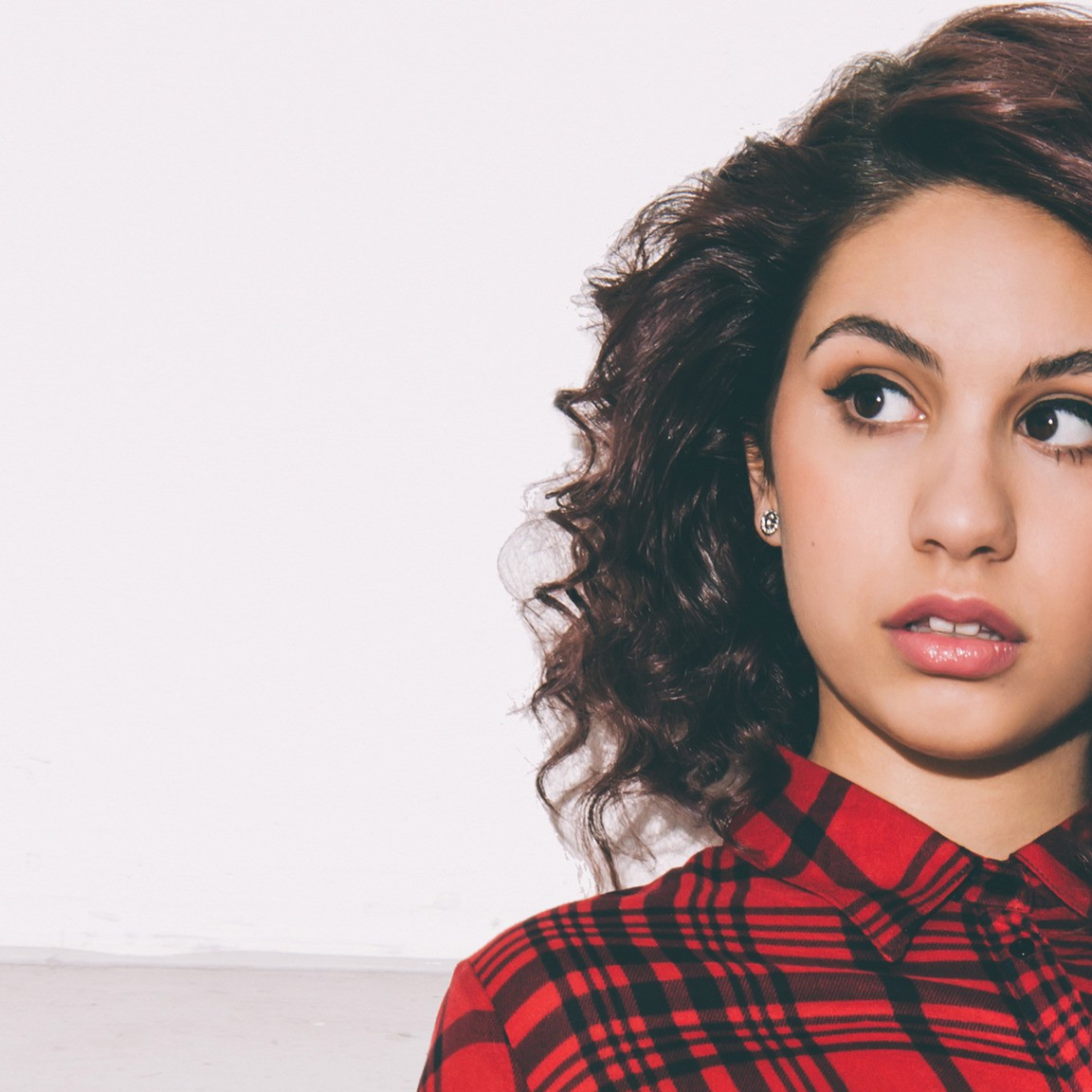 Alessia AI Voice Generator | Jammable AI Covers